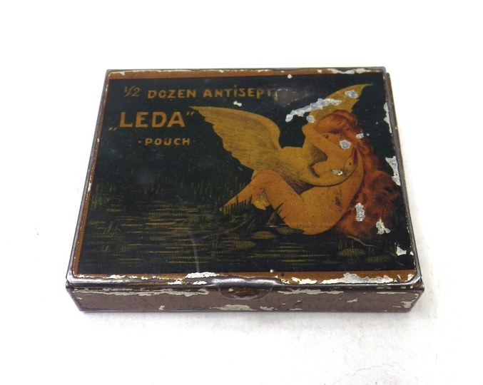 [Leda discrete box]. An American Columbia metal box from between the ...