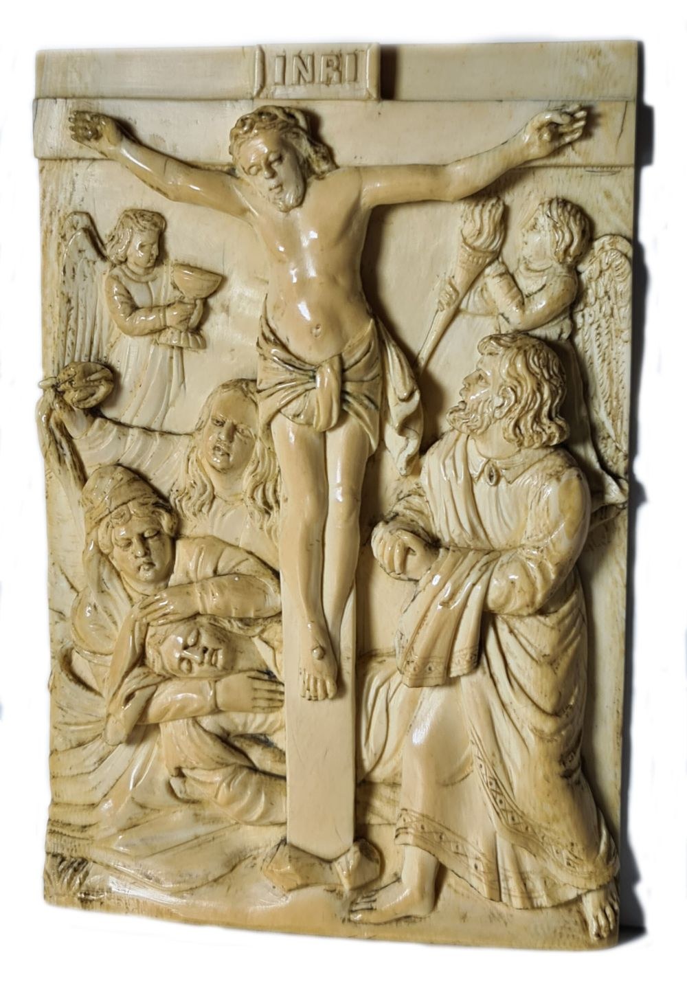 Carved ivory relief depicting the Crucifixion of Christ - Online auction / Online bidding ...