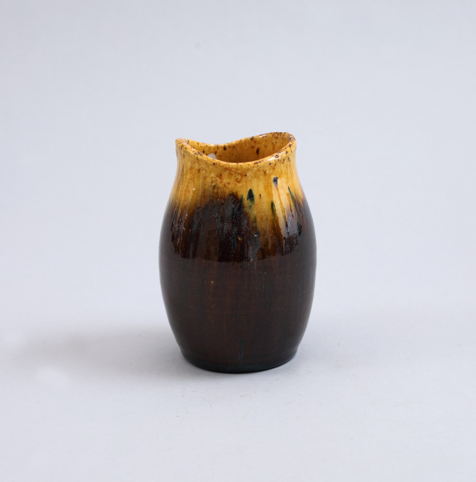 Cooperative "Millenium" in Krakow, Wazonik - Online auction / Online ...