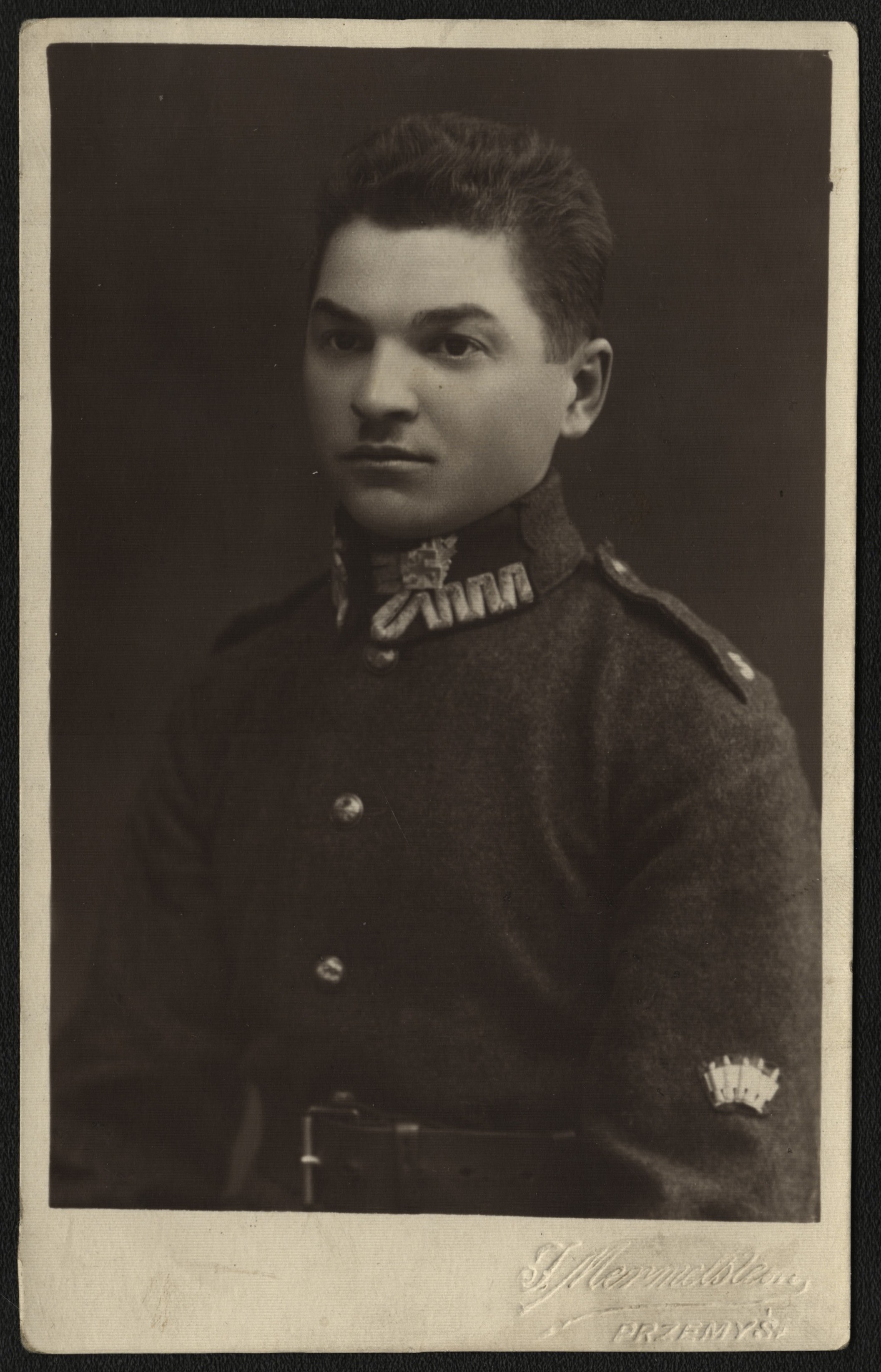 [5th Podhale Rifle Regiment Przemyśl] Portrait photograph of a soldier ...