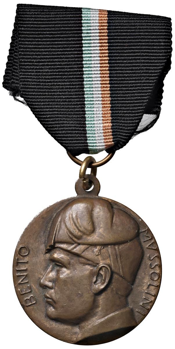 Faszystowskie medale - FASCIST. Niedatowany medal Adunata Legioni Muti ...