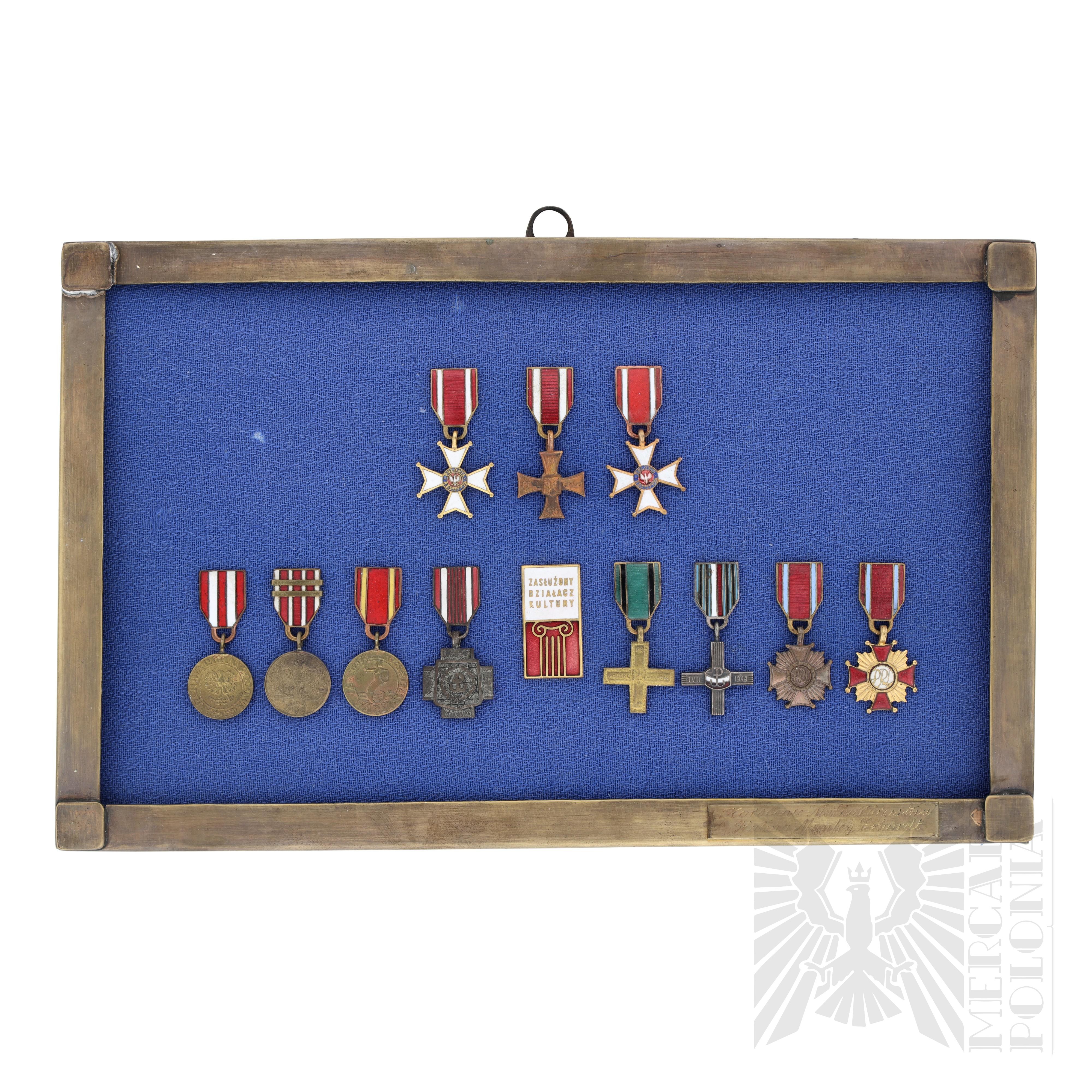 Warsaw Uprising/PRC Miniature Frame of Decorations for the Warsaw ...