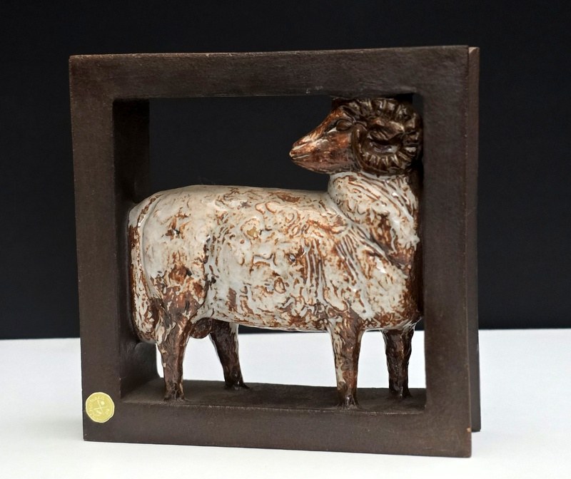 Baran - ceramiczna przestrzenna rzeźba z serii znaki zodiaku - lata 60 ...